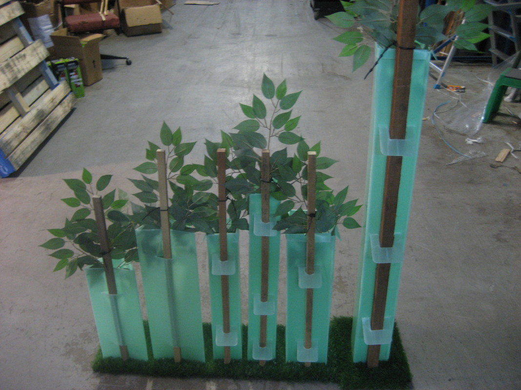 Triangle Corflute Tree Guards Bunnings 5mm Coroplast Plastic Tree ...