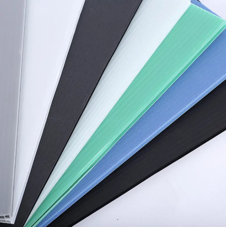 Black 1.8mm PP Hollow Sheet Coroplast Corrugated Plastic Board